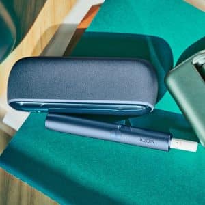 IQOS ILUMA AZURE BLUE AND 40 TEREA STICKS - Heat Not Burn